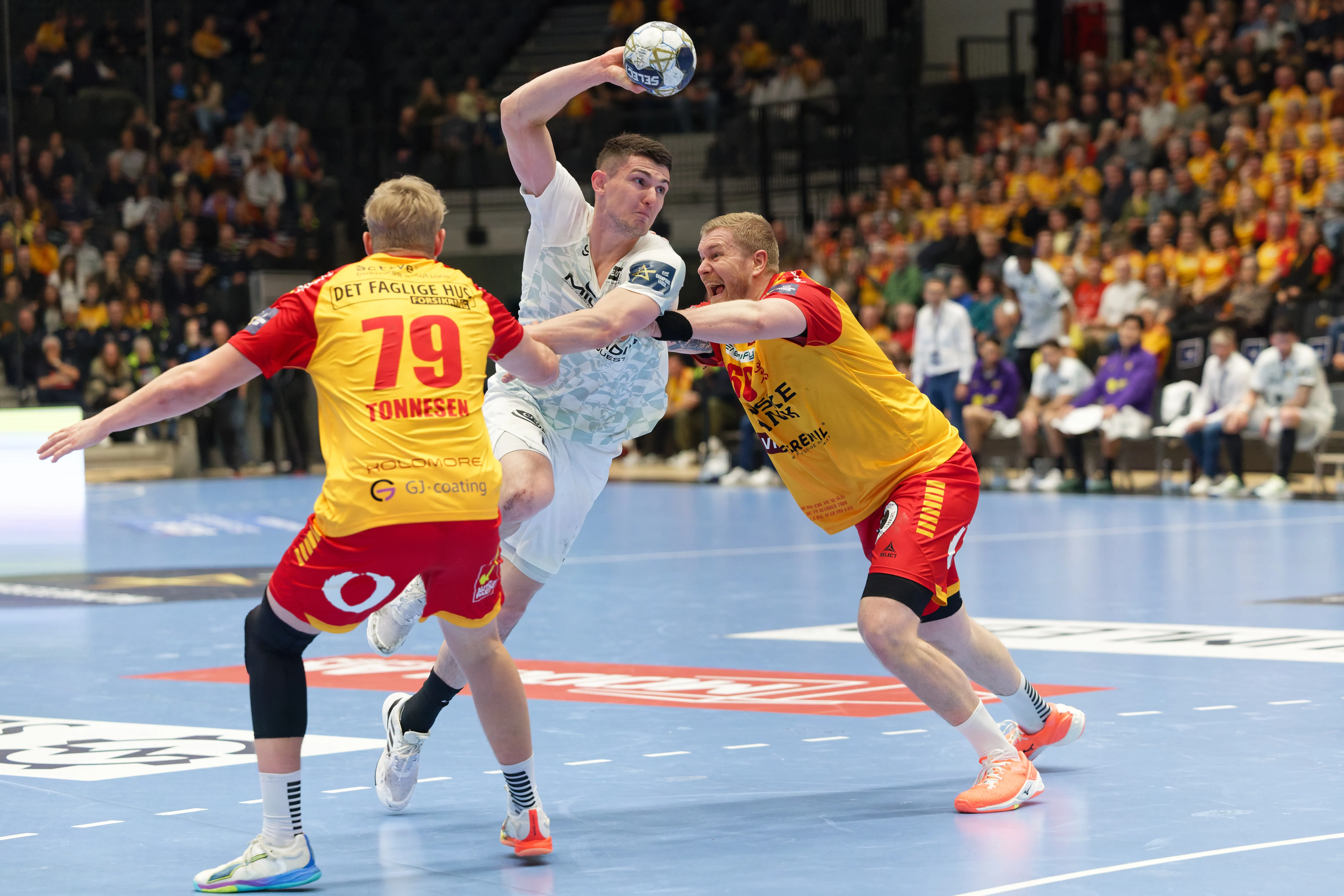 Handball CL: Everything on the line in return leg of the play-offs