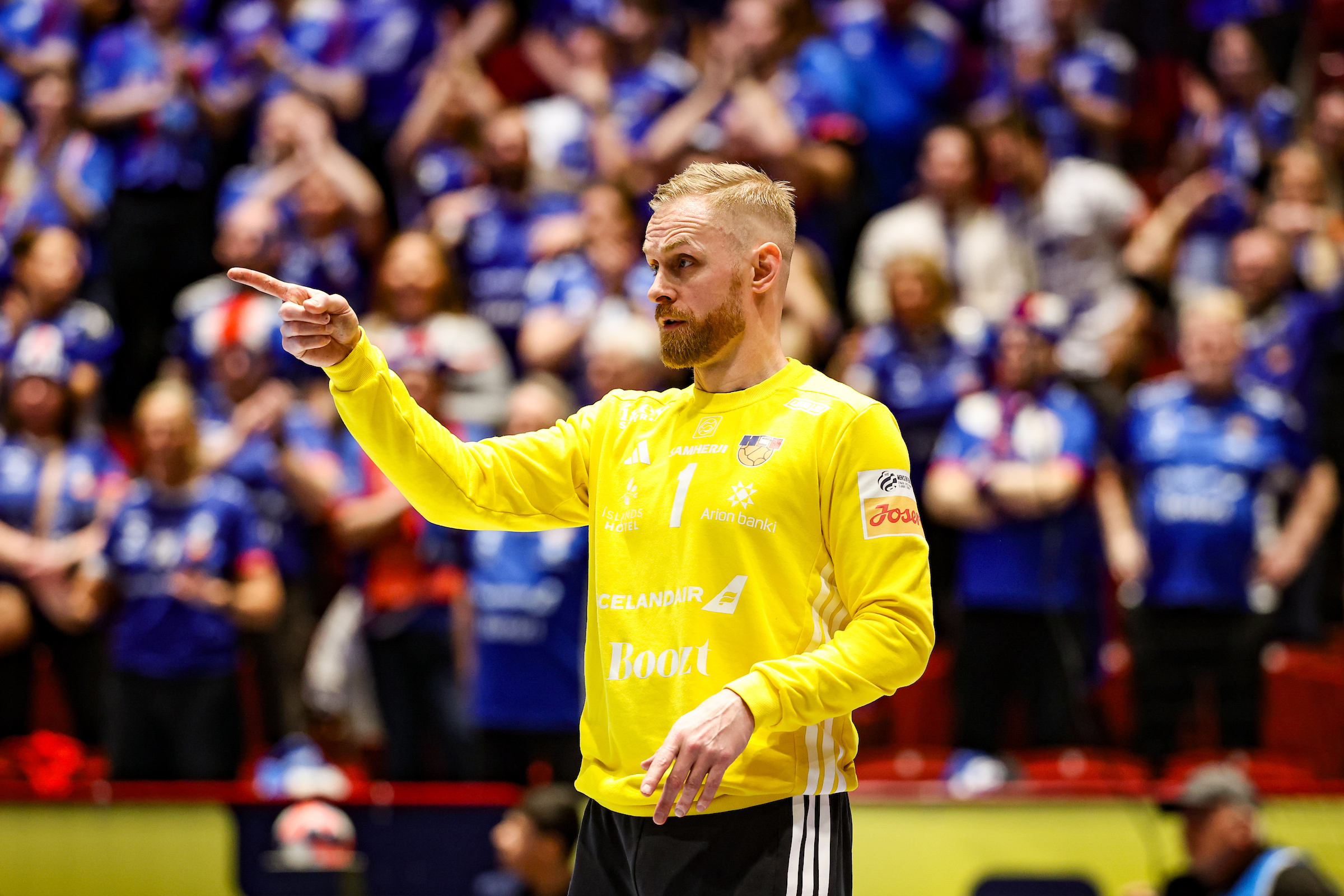 Handball: Iceland snatch late draw vs Switzerland in dramatic finish