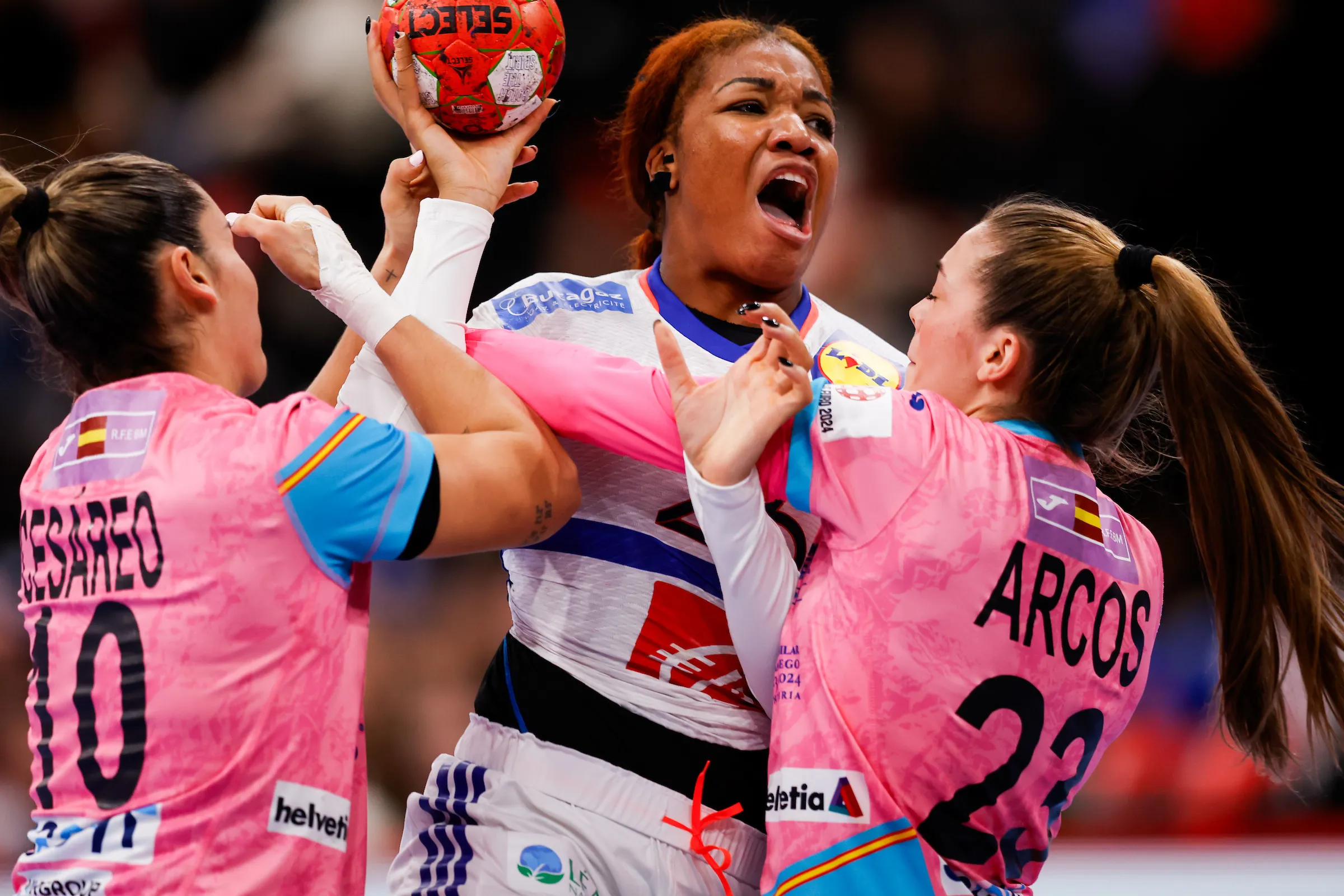 France claim victory and EURO main round place after Spain challenge