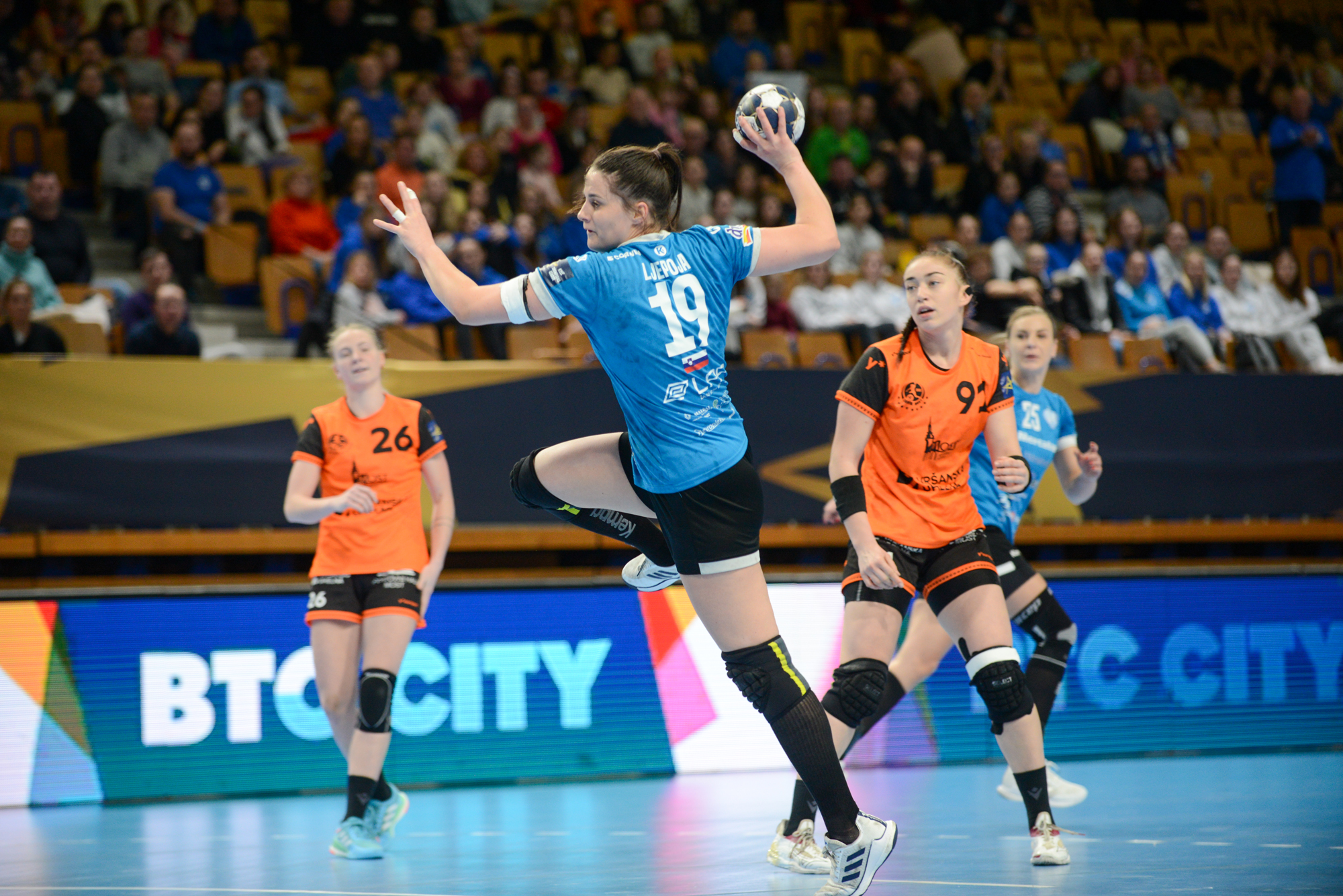 Krim stay alive with another big win over Most