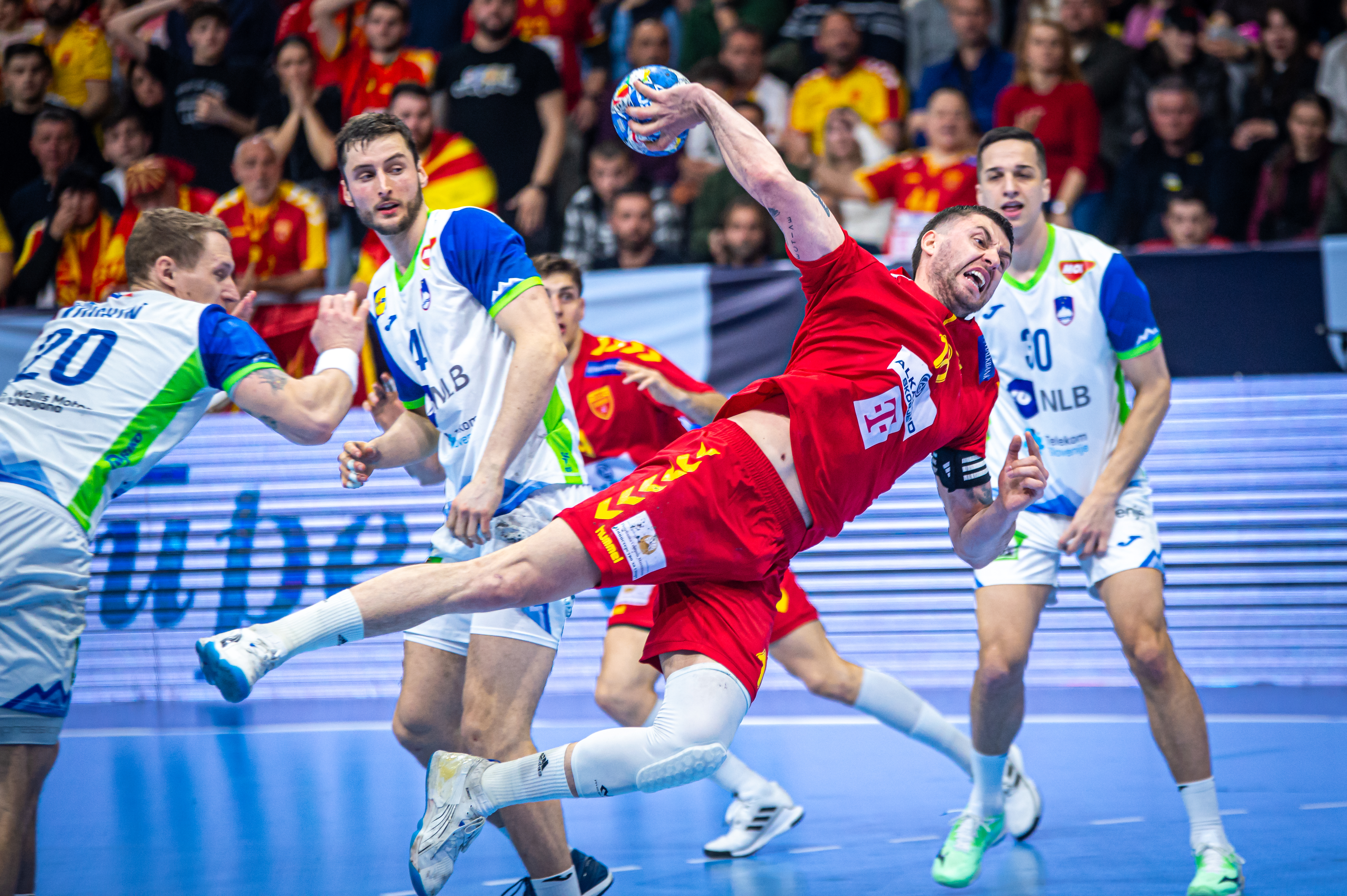 Live coverage of Men's EHF EURO 2026 Qualifiers Phase 2, round 3