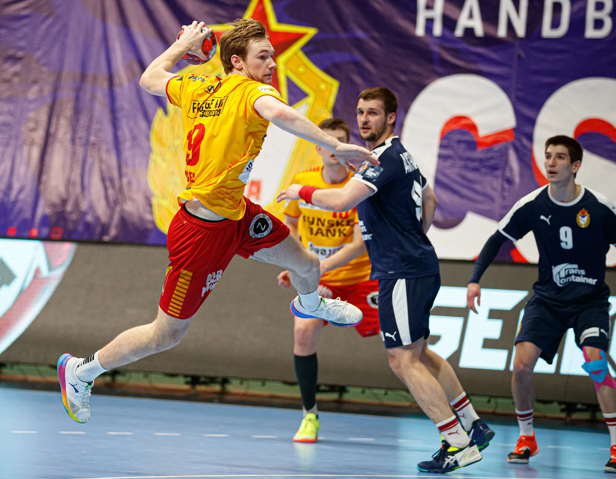 GOG celebrate quarter-final spot in Russia