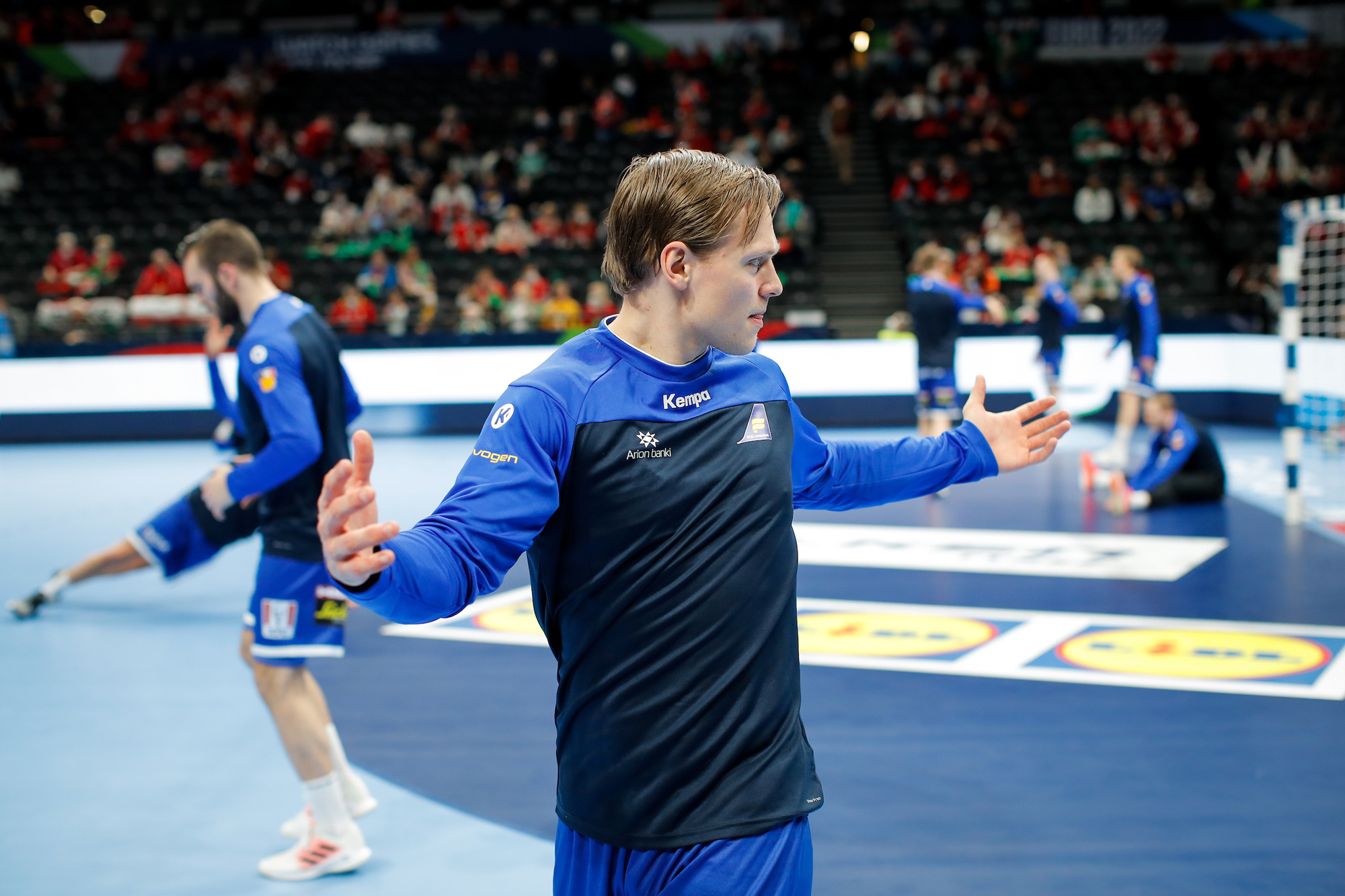 Flash quotes: group C media calls 11 January