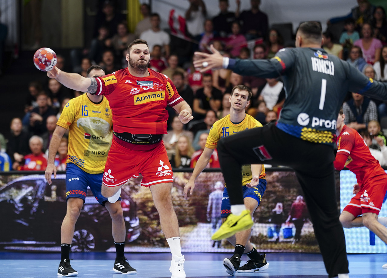 Austria enjoy lofty win over Romania