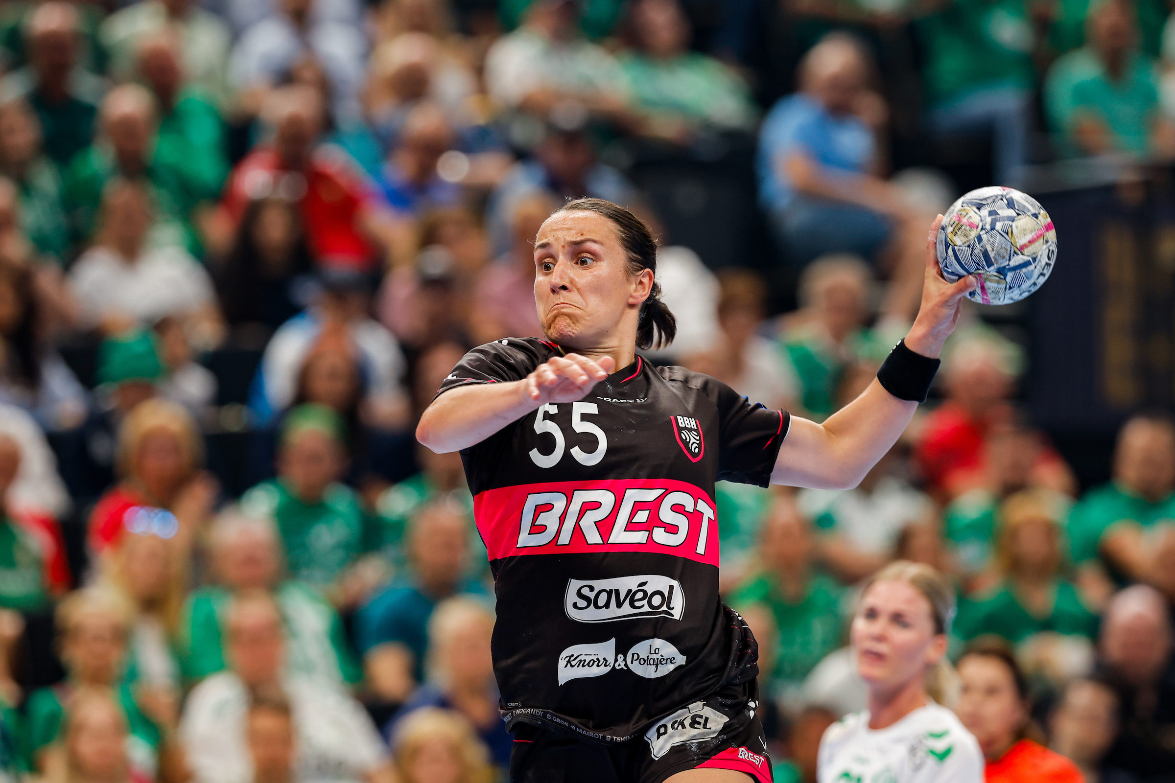 Handball: Györ survive thriller vs Brest at Raiffeisen Bank EHF FINAL4