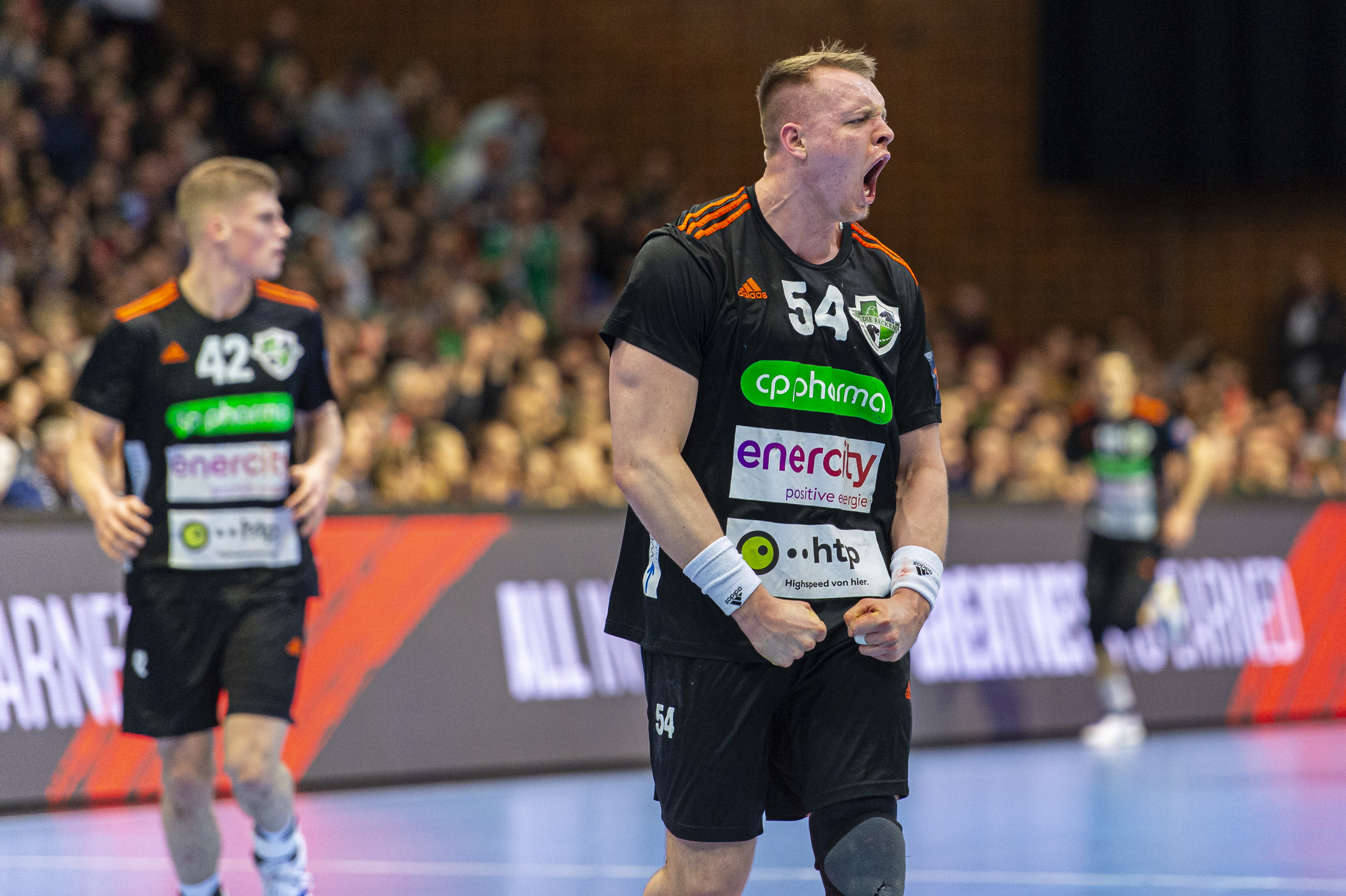 Nantes down Hannover, big win for Skjern as main round starts