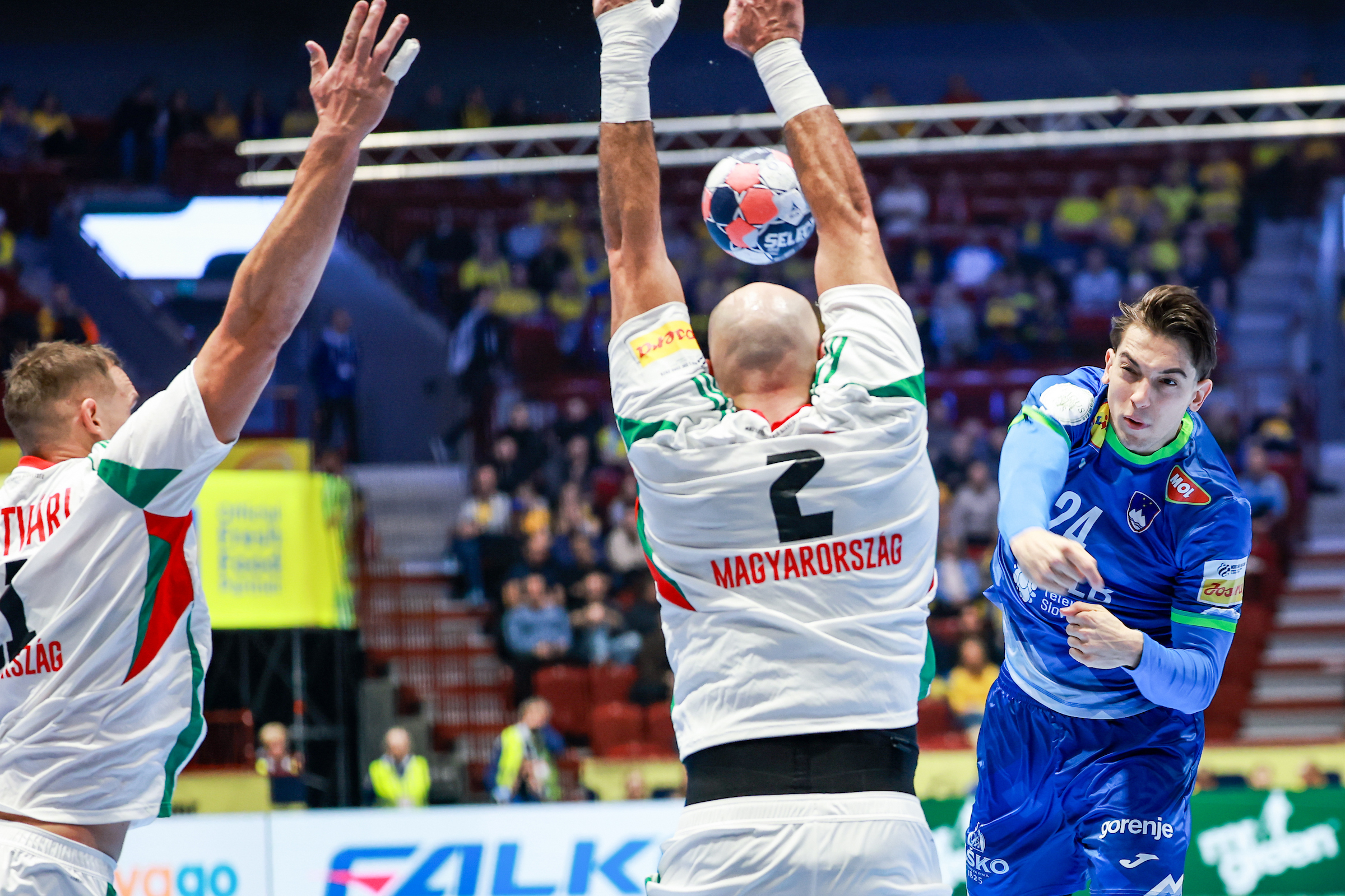 Blaž Janc drives Slovenia to first Men's EHF EURO 2026 main round win