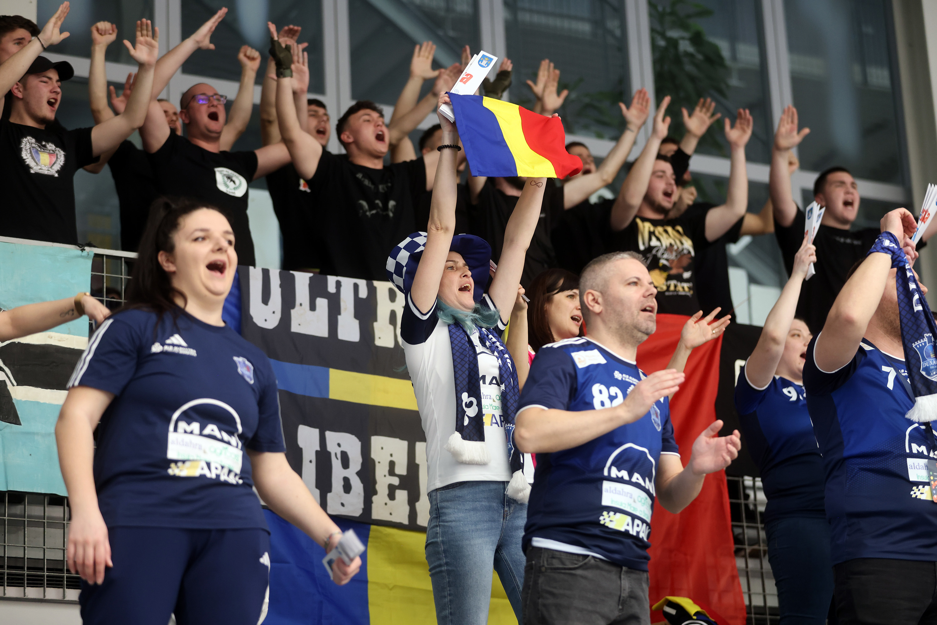 Dunarea Braila celebrate a dominant win in Koprivnica