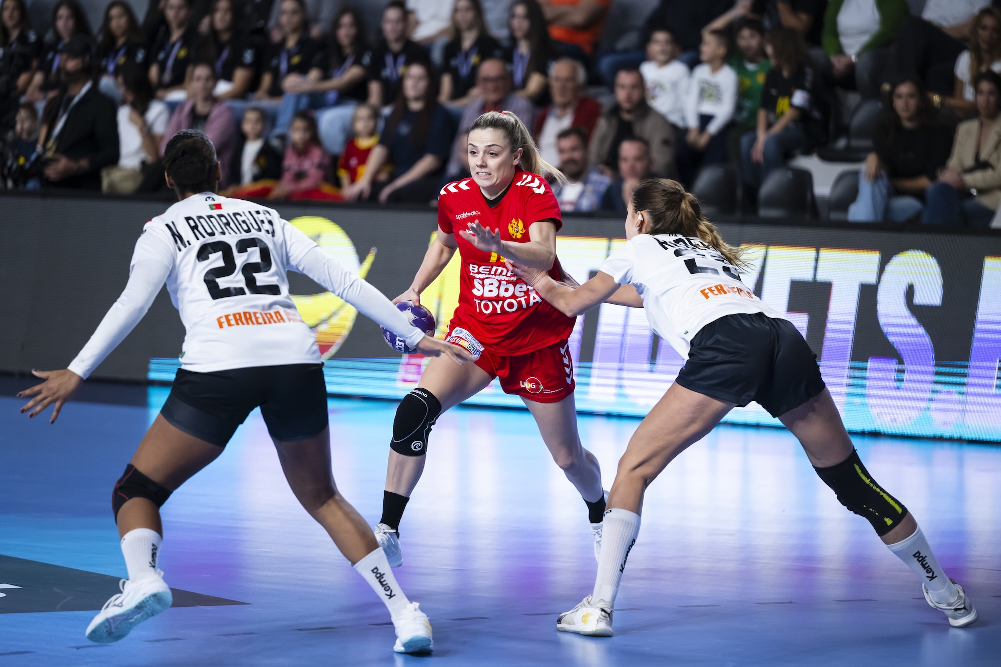 France and Austria open with clear wins; Faroese make history