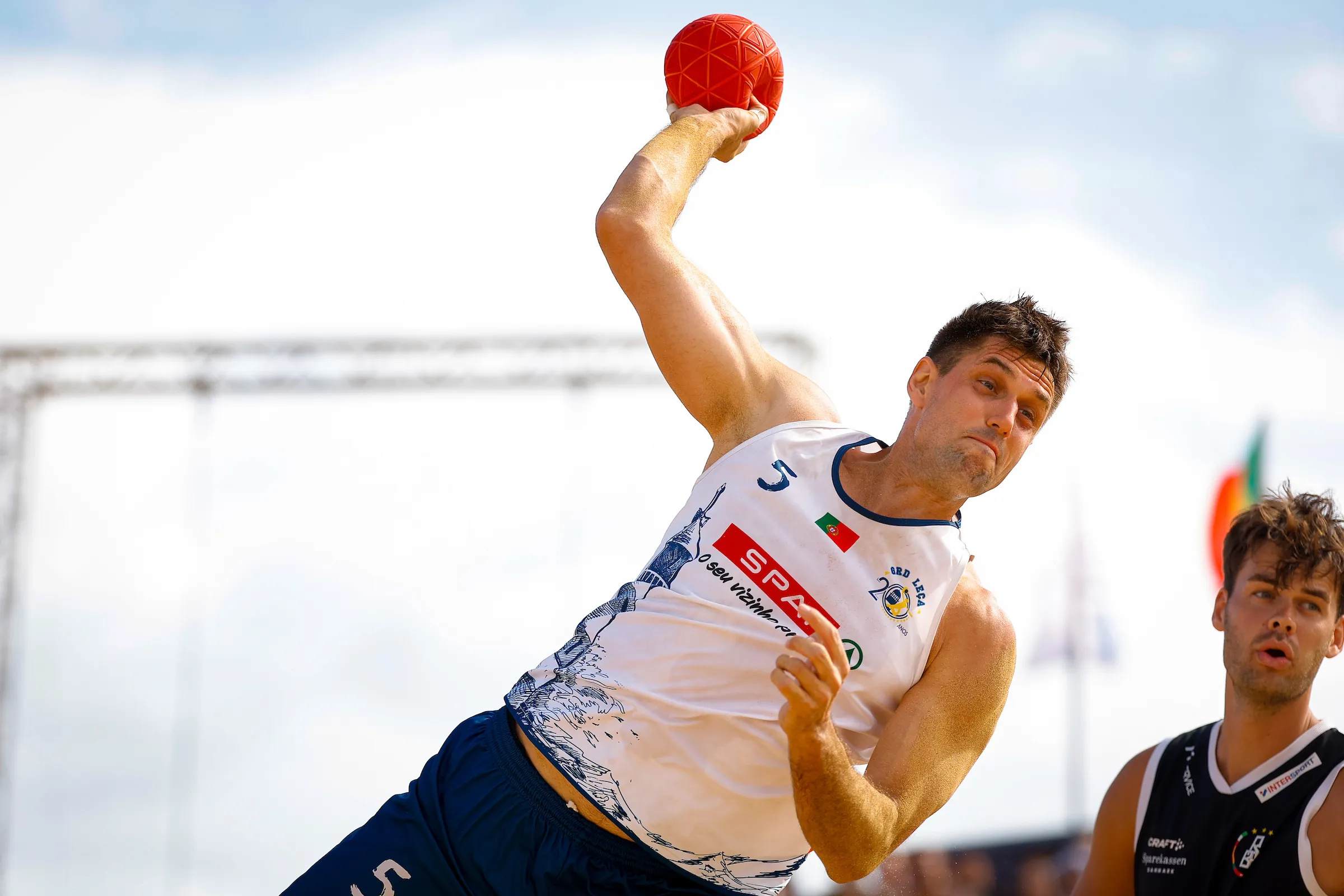 Beach Handball: Best club teams meet in Portugal