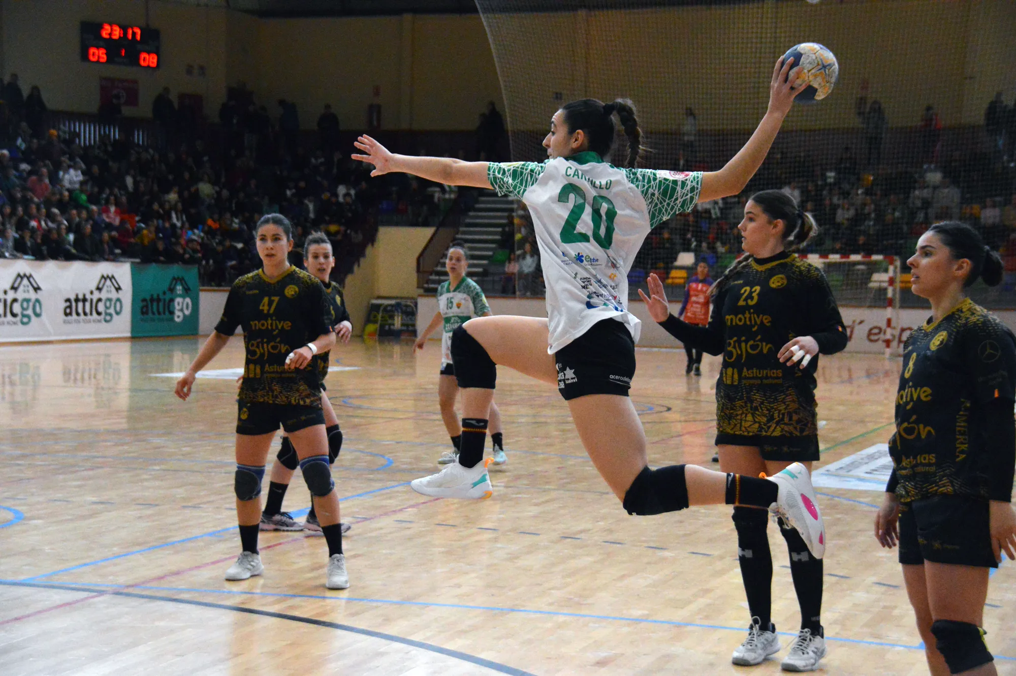 Michalovce, Atletico and Elche edge closer to semi-final