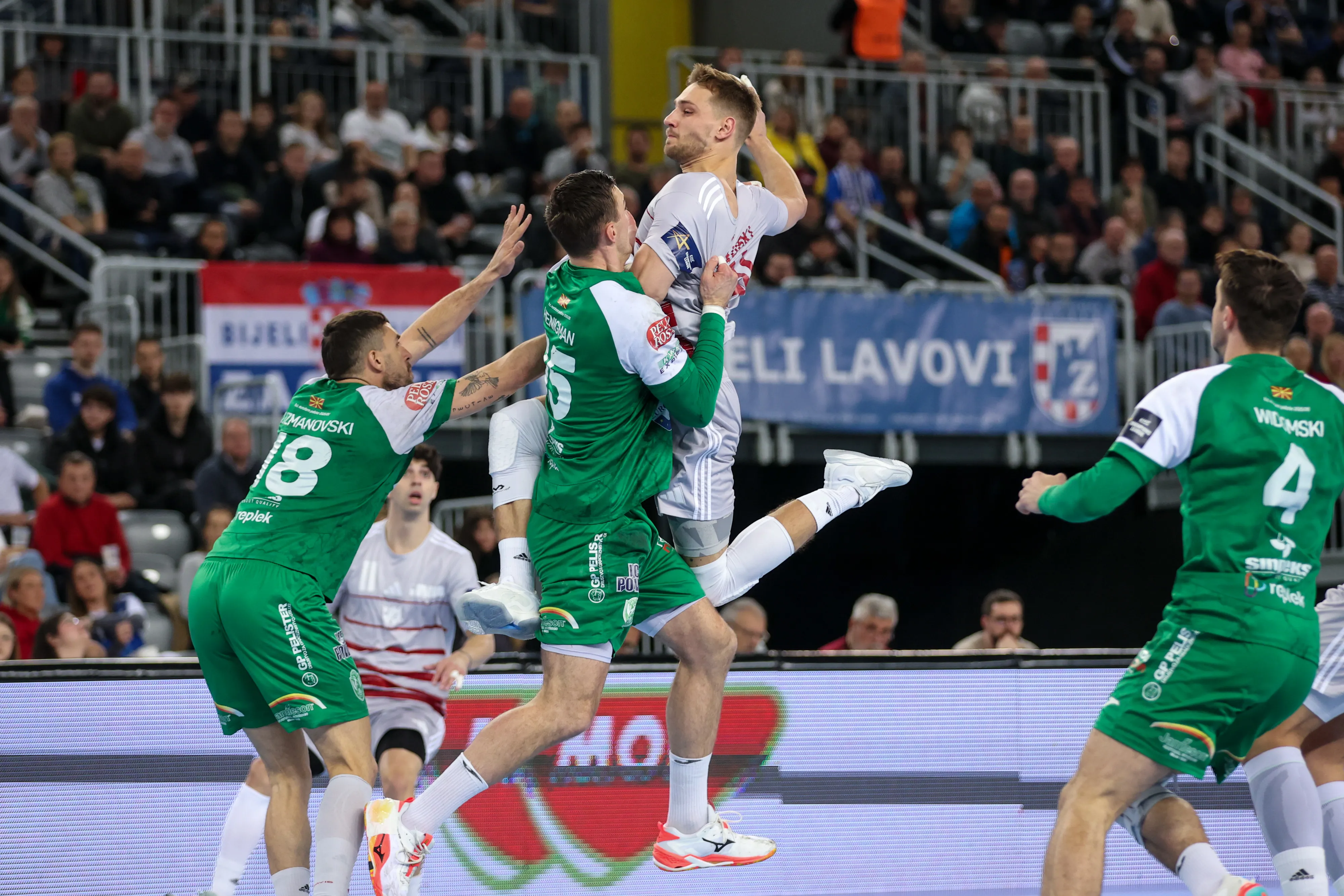 EHF Champions League: Zagreb take first win, Barça run over Paris