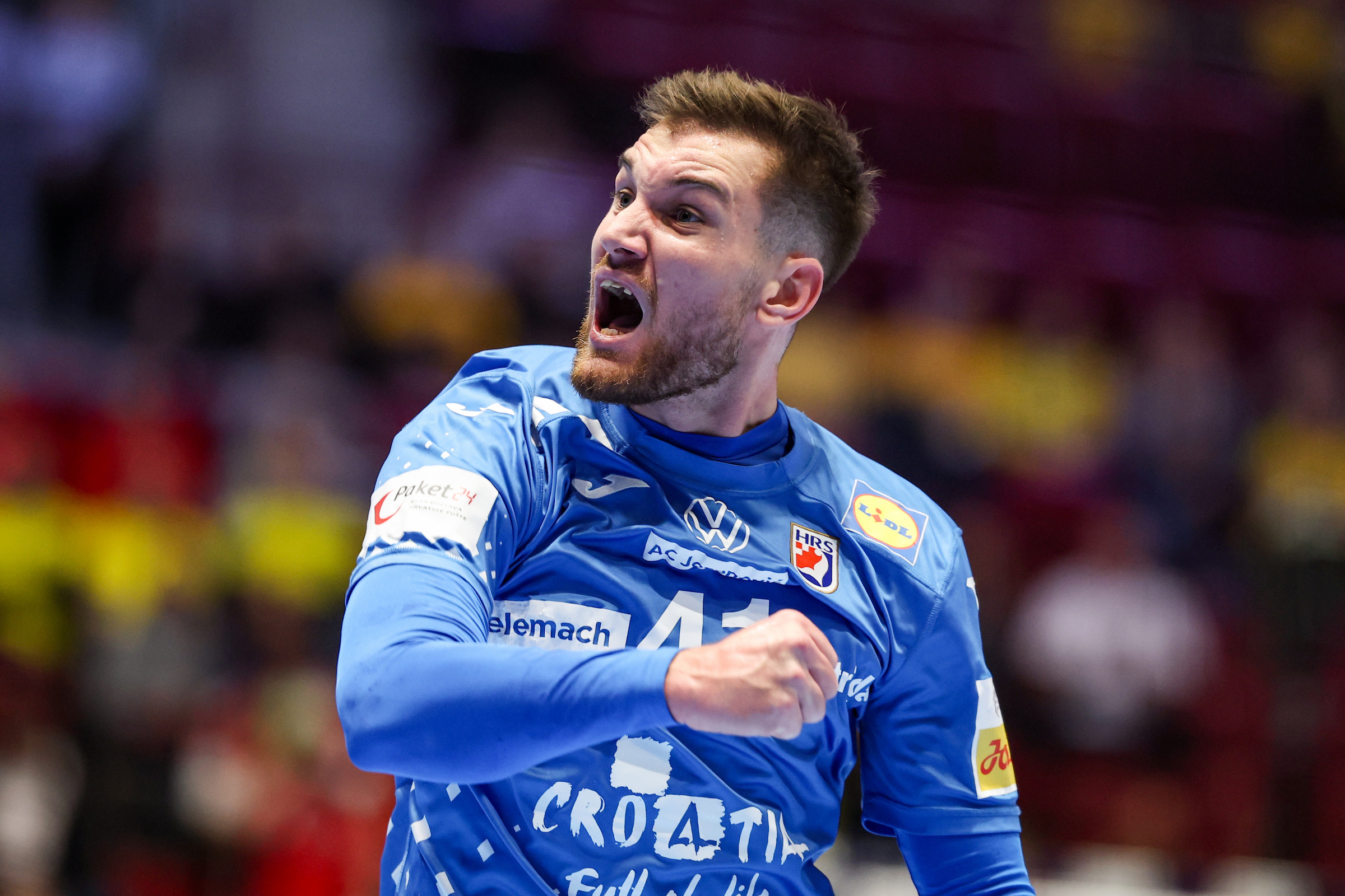 Croatia heat up EHF EURO semi-final race with second main round win