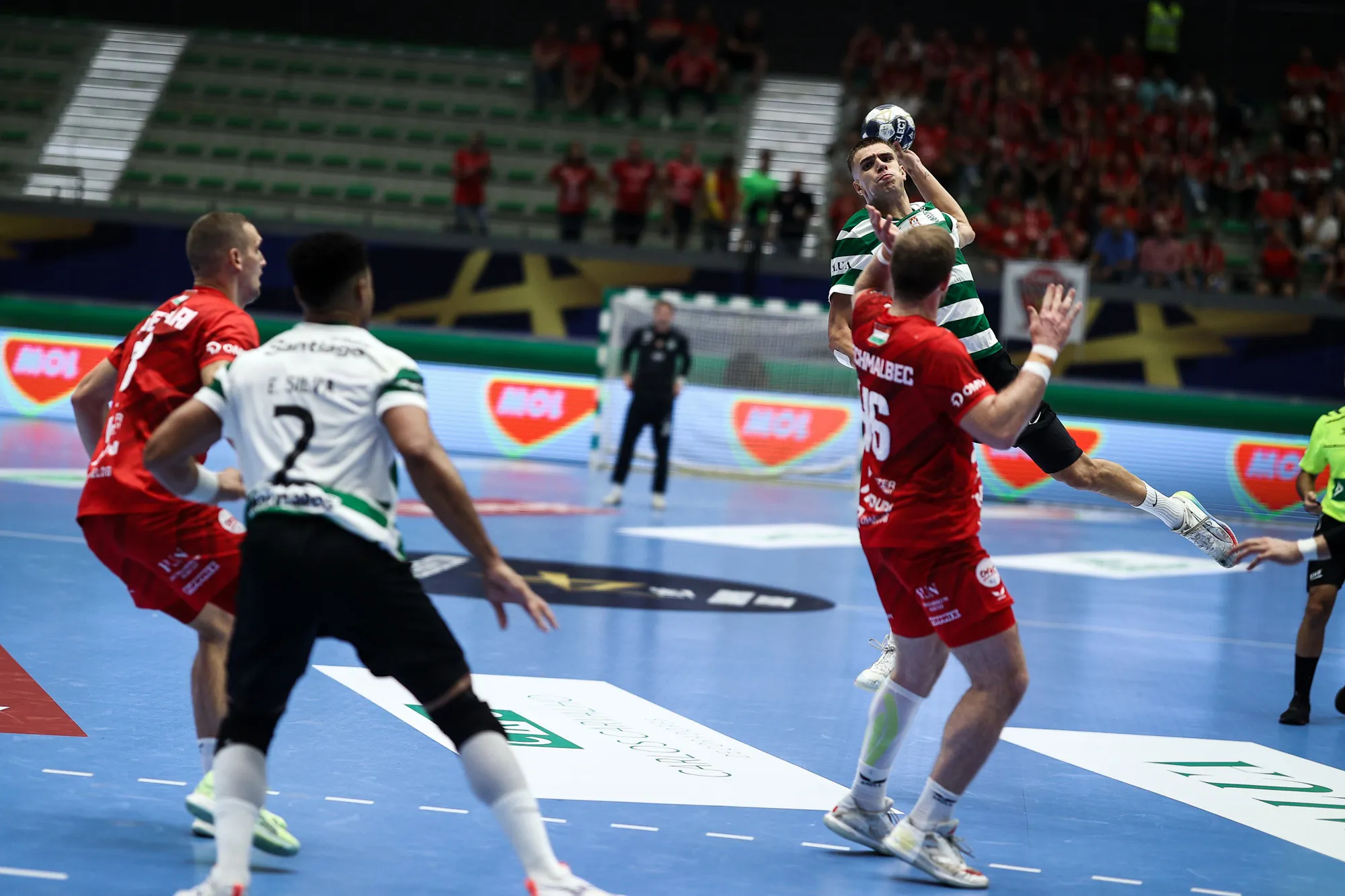CL handball: Sporting beat Veszprém in last second