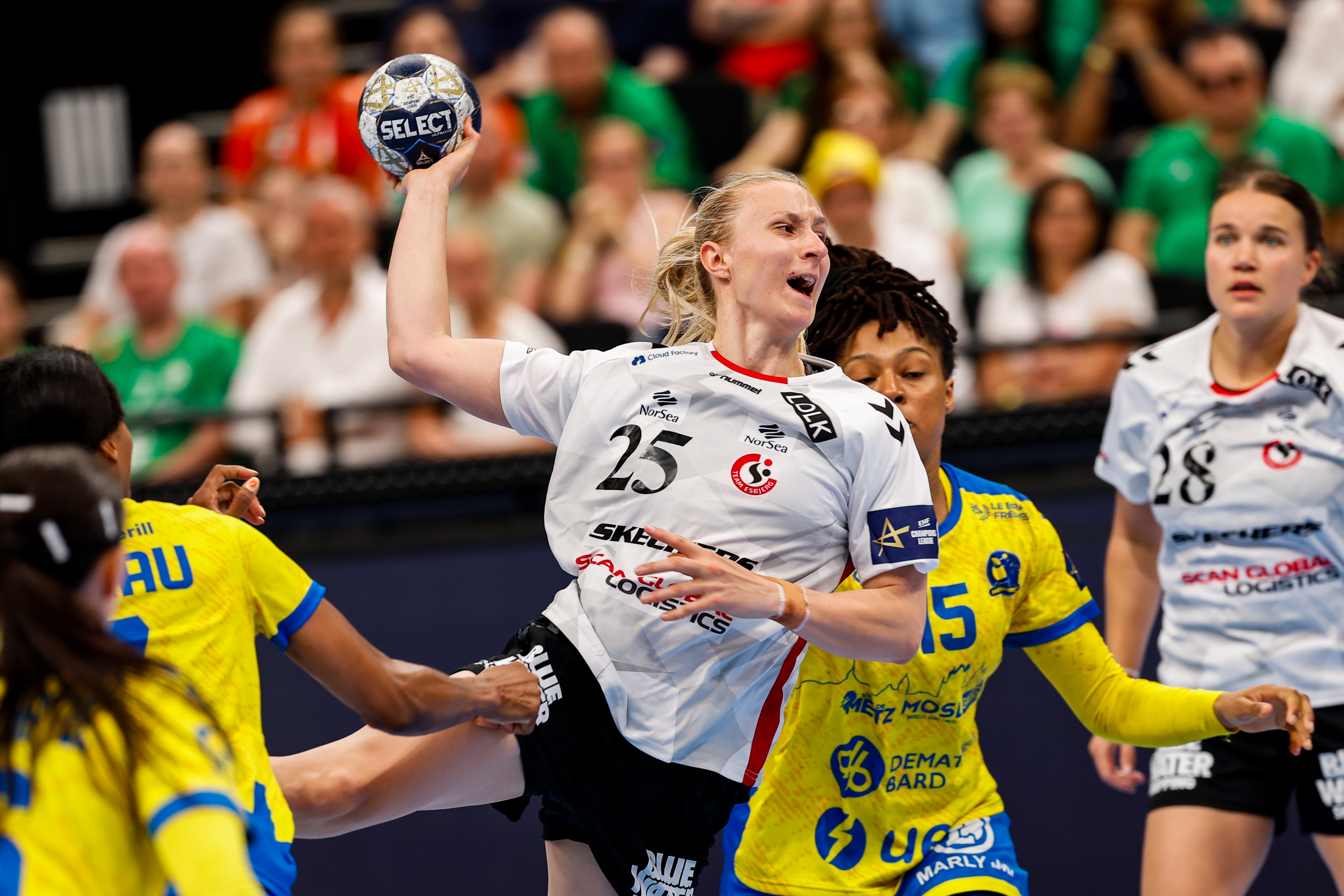 Henny Reistad: "I'm glad I can continue to develop as a player"