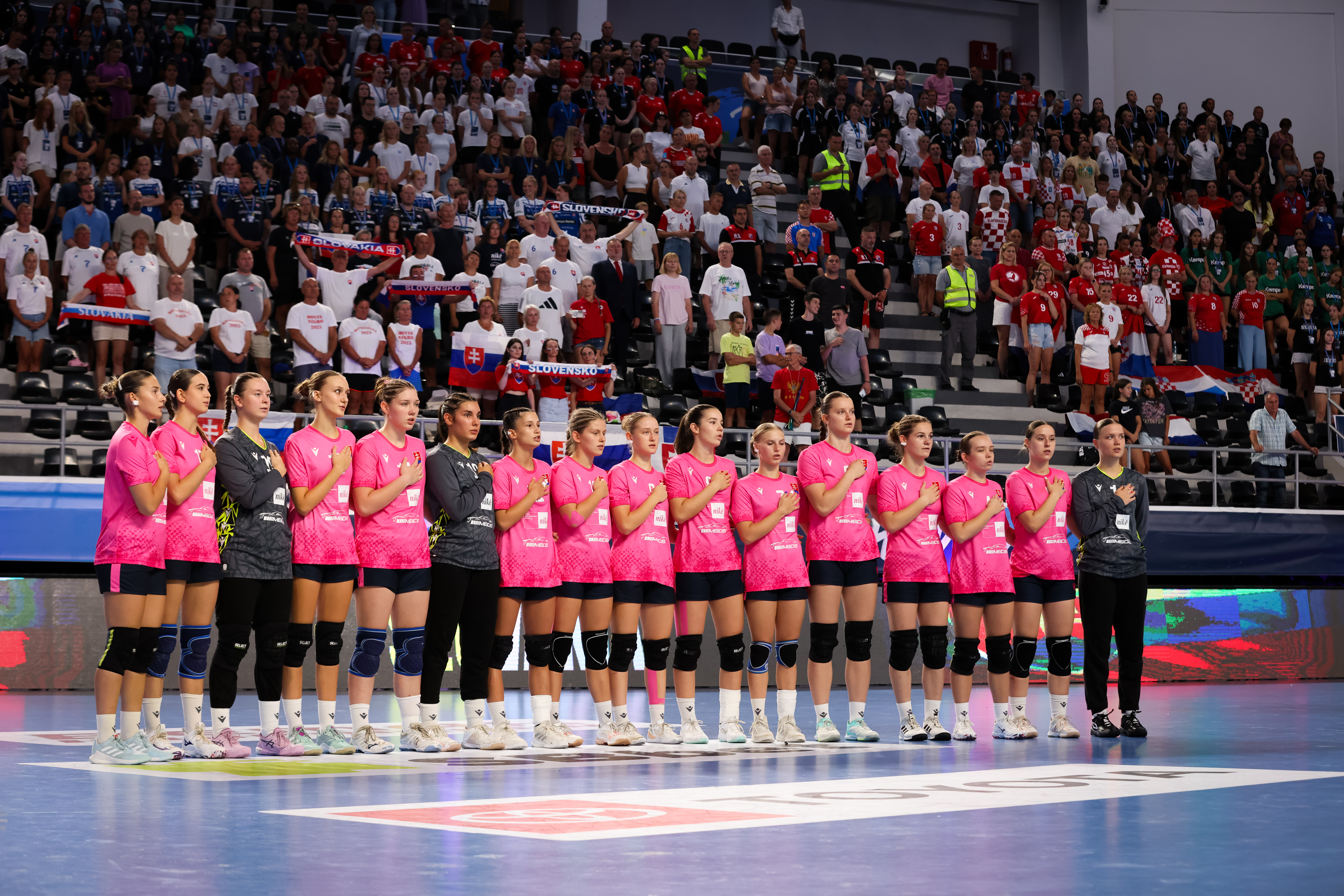 Slovakia win historical gold at Women's 17 EHF EURO