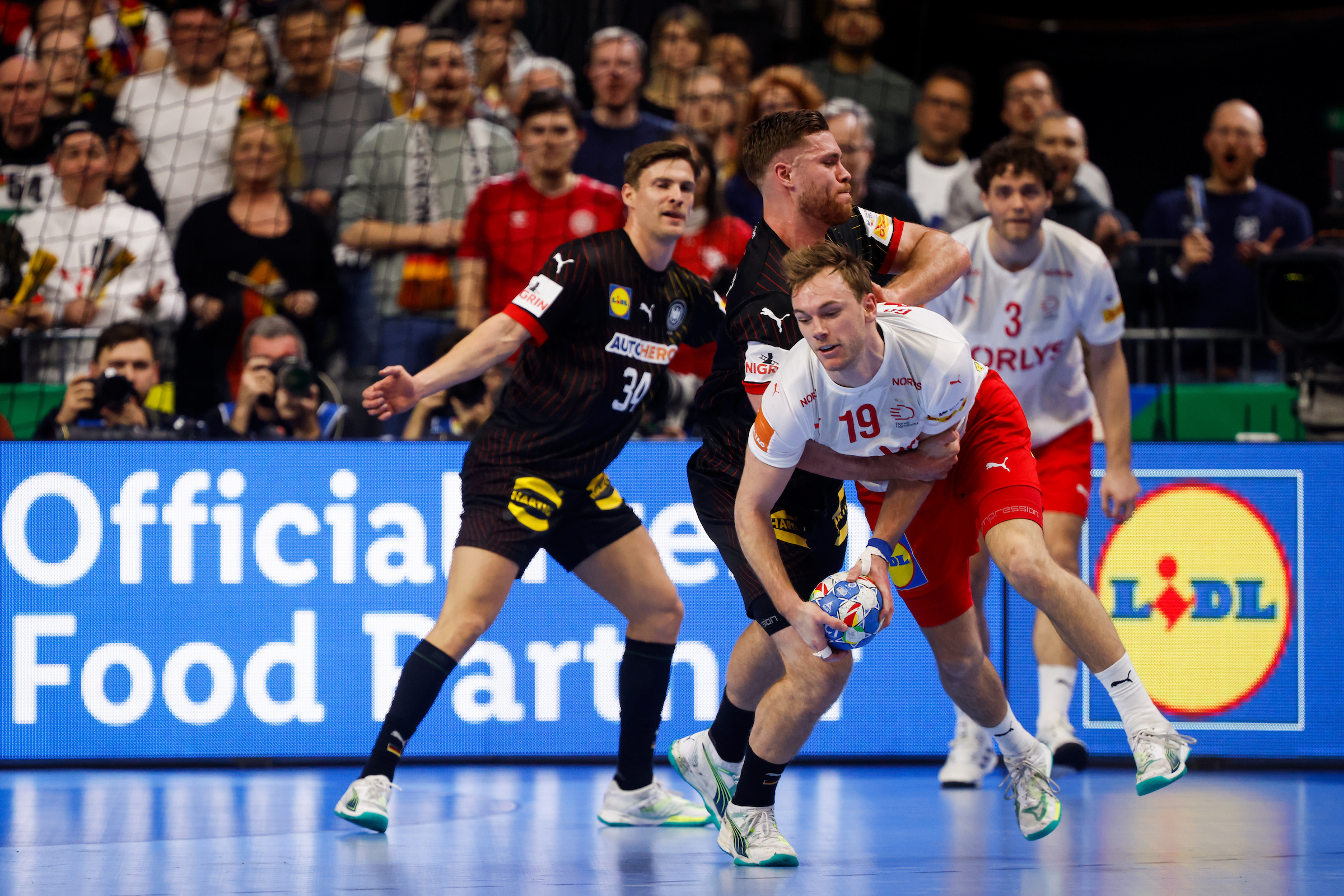 German trophy dream ends; Denmark back to final
