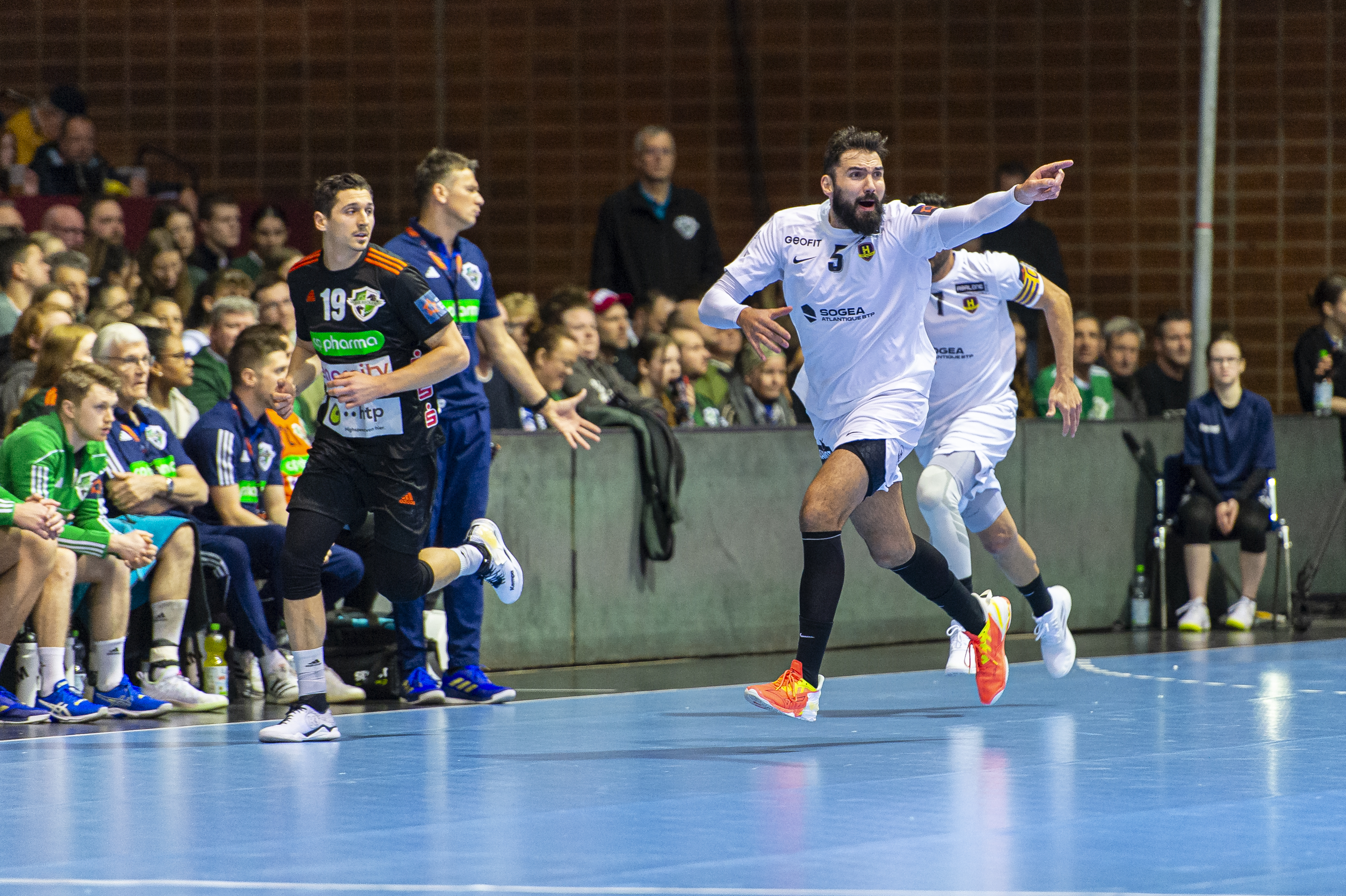 Nantes down Hannover, big win for Skjern as main round starts
